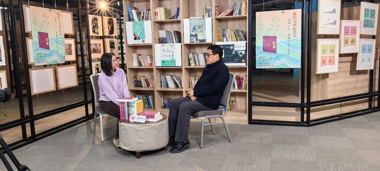 文学道路是孤独的，还好一路上有盏“灯"--新作品--中国作家网